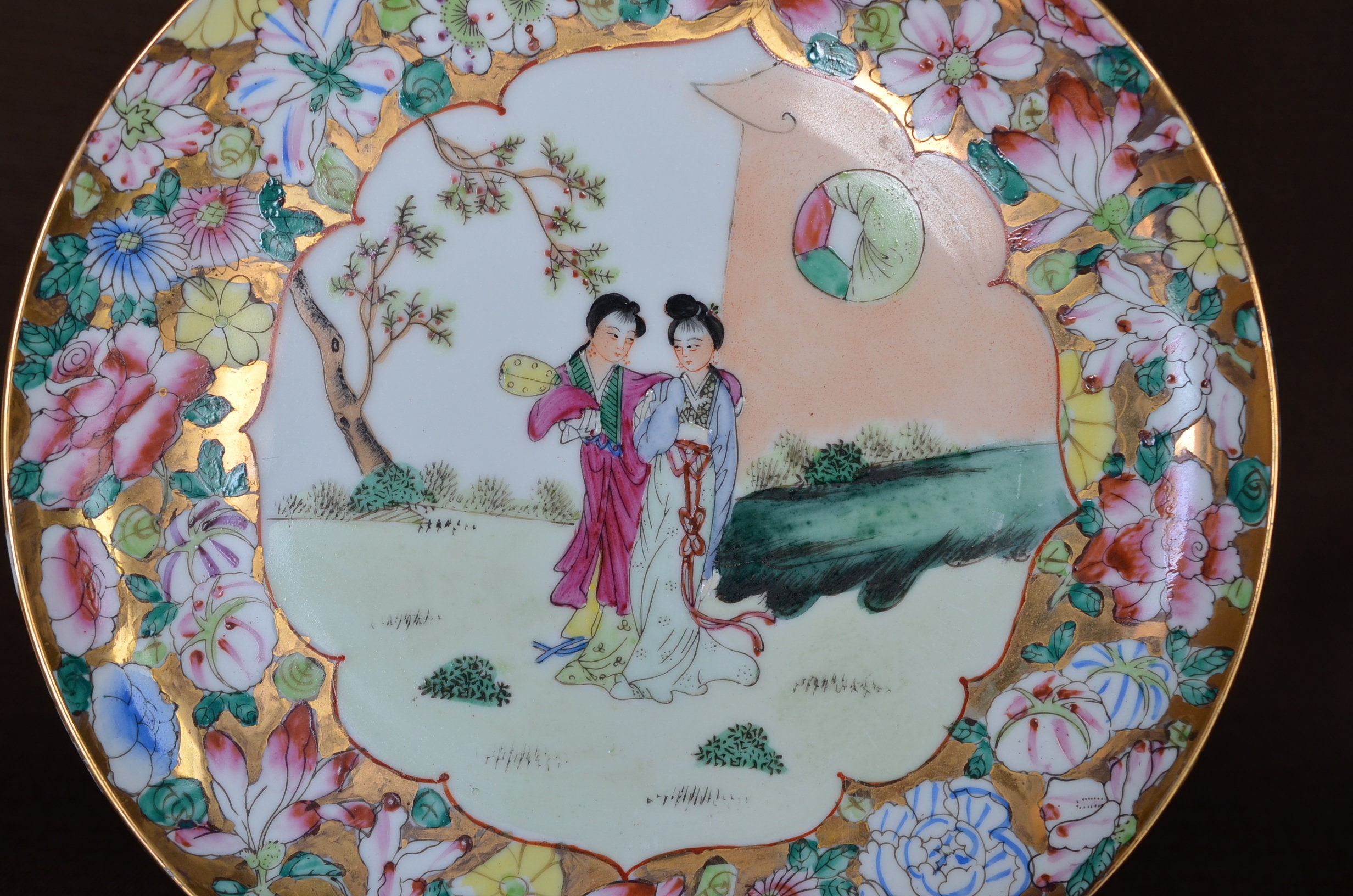 Hand Painted Vintage Chinese Porcelain Plate With a Wooden Plate Holder ...