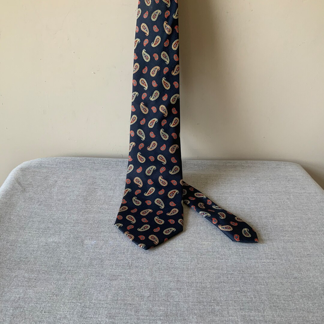 Vintage Traditional Tie Rack Angelo Bosari Silk Tie, Navy Paisley. - Etsy