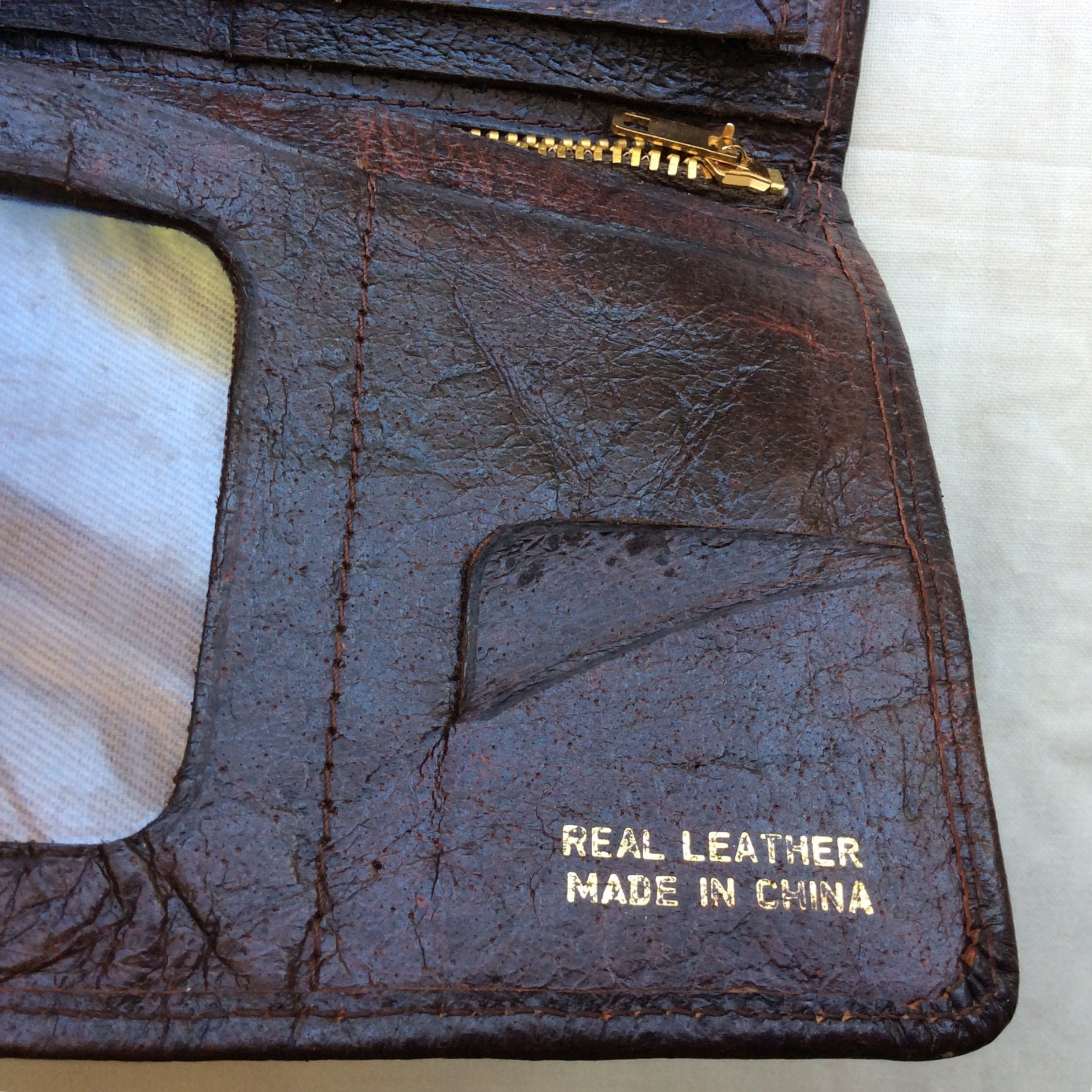 Vintage brown leather bi-fold wallet. 1970s leather wallet | Etsy