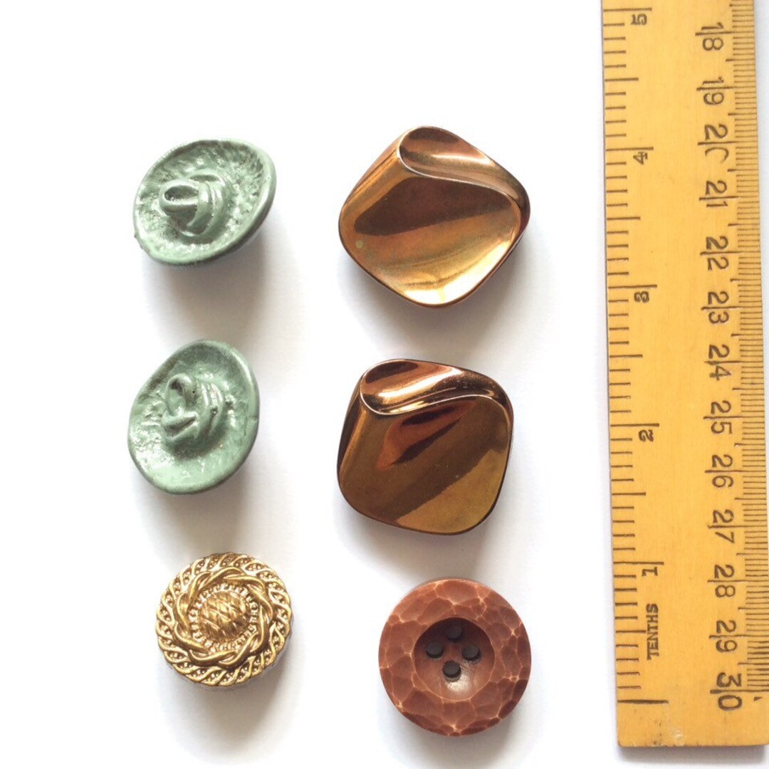 6 Large Vintage Buttons, Mixed Colours. - Etsy