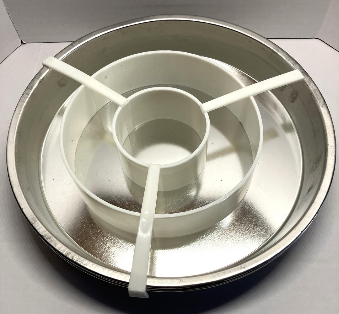 Vintage Aluminum Checkerboard Cake Pan Set: Chicago Metallic Bakeware ...