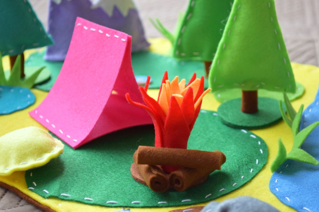 Camping Felt Play Mat Small World Kids Set Pretend Play Travel ...
