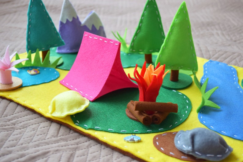 Camping Felt Play Mat Small World Kids Set Pretend Play Travel ...