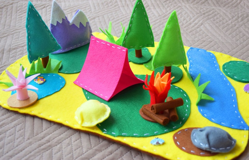 Camping Felt Play Mat Small World Kids Set Pretend Play Travel ...