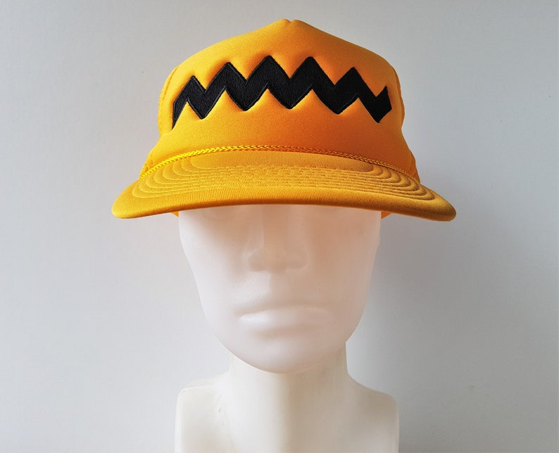 Vintage 80s CHARLIE BROWN Peanuts Yellow Trucker Hat Zig Zag - Etsy