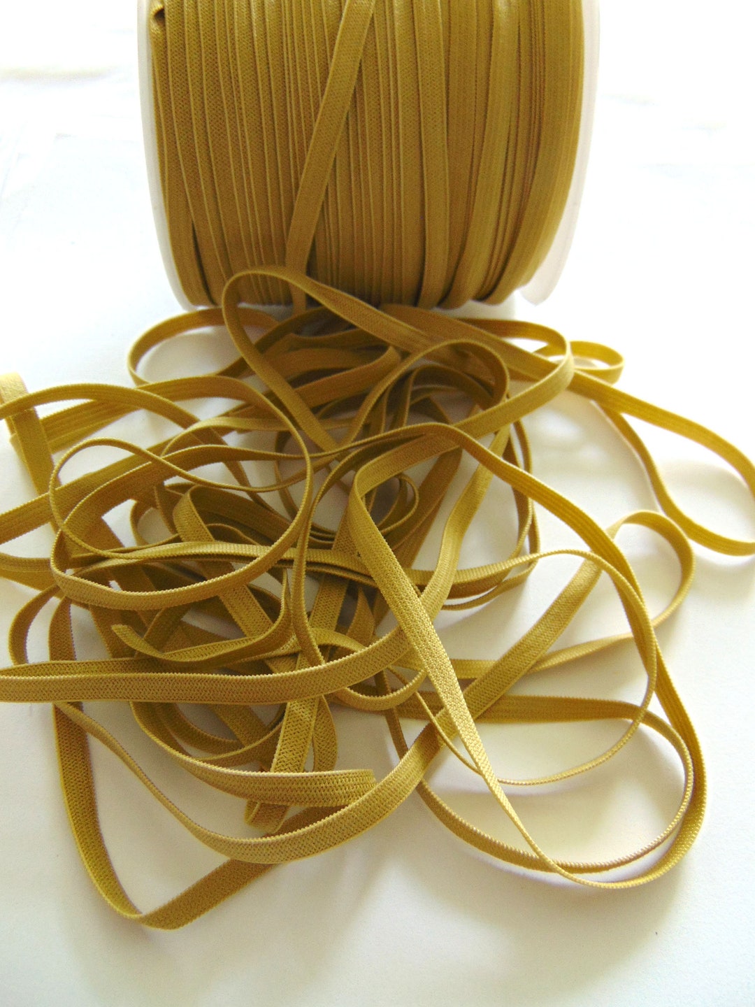 Gold Skinny Elastic, 5/32" Soft Lightweight Elastic, 4mm Sewing ...