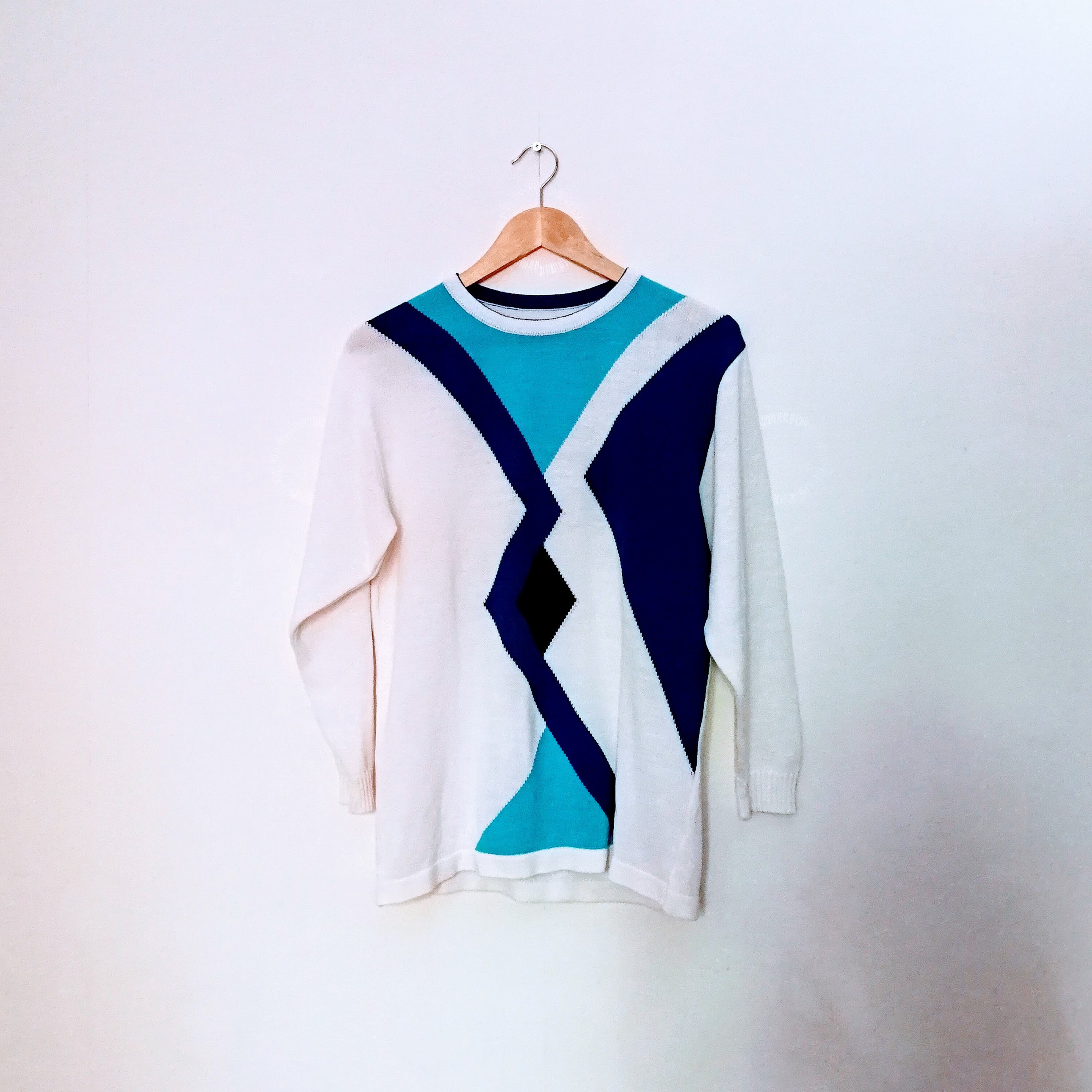 Geometric Pattern Stright Knitted Sweater White Vintage Jumper With ...
