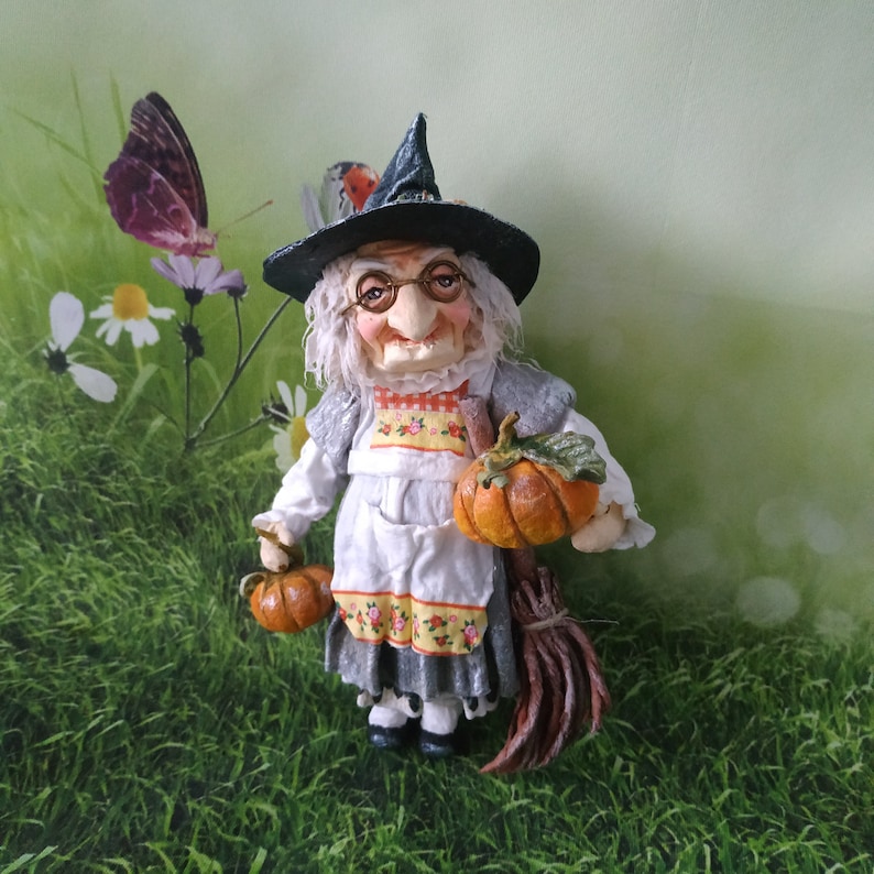 Muñeca de bruja de algodón hecha a mano: Julia, decoración de Halloween - Etsy España