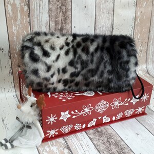 Grey Leopard Faux Fur Hand Muff, Warm Faux Fur Hand Muff, Grey and ...
