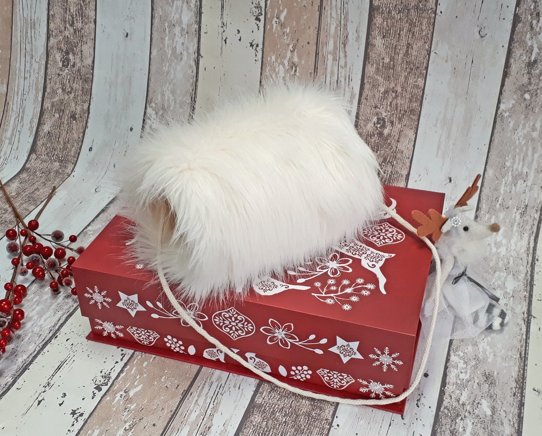 Ivory Faux Fur Hand Muff: Luxury Vintage Style Hand Warmer - Etsy