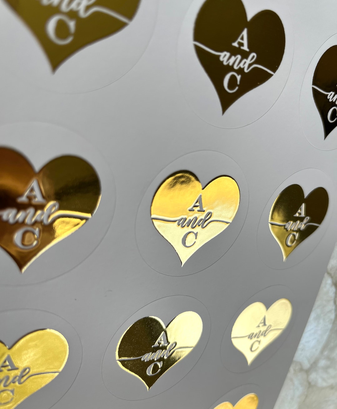 Gold Foil Sticker Label Heart Modern Round Foil Favor Envelope Label ...