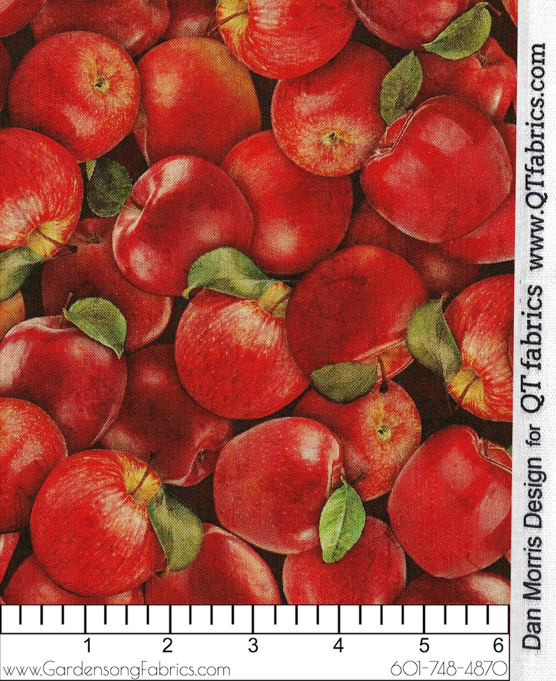 Fresh Apples HALF YARD Red 28470-rs by QT Fabrics 100% Cotton Quilting ...