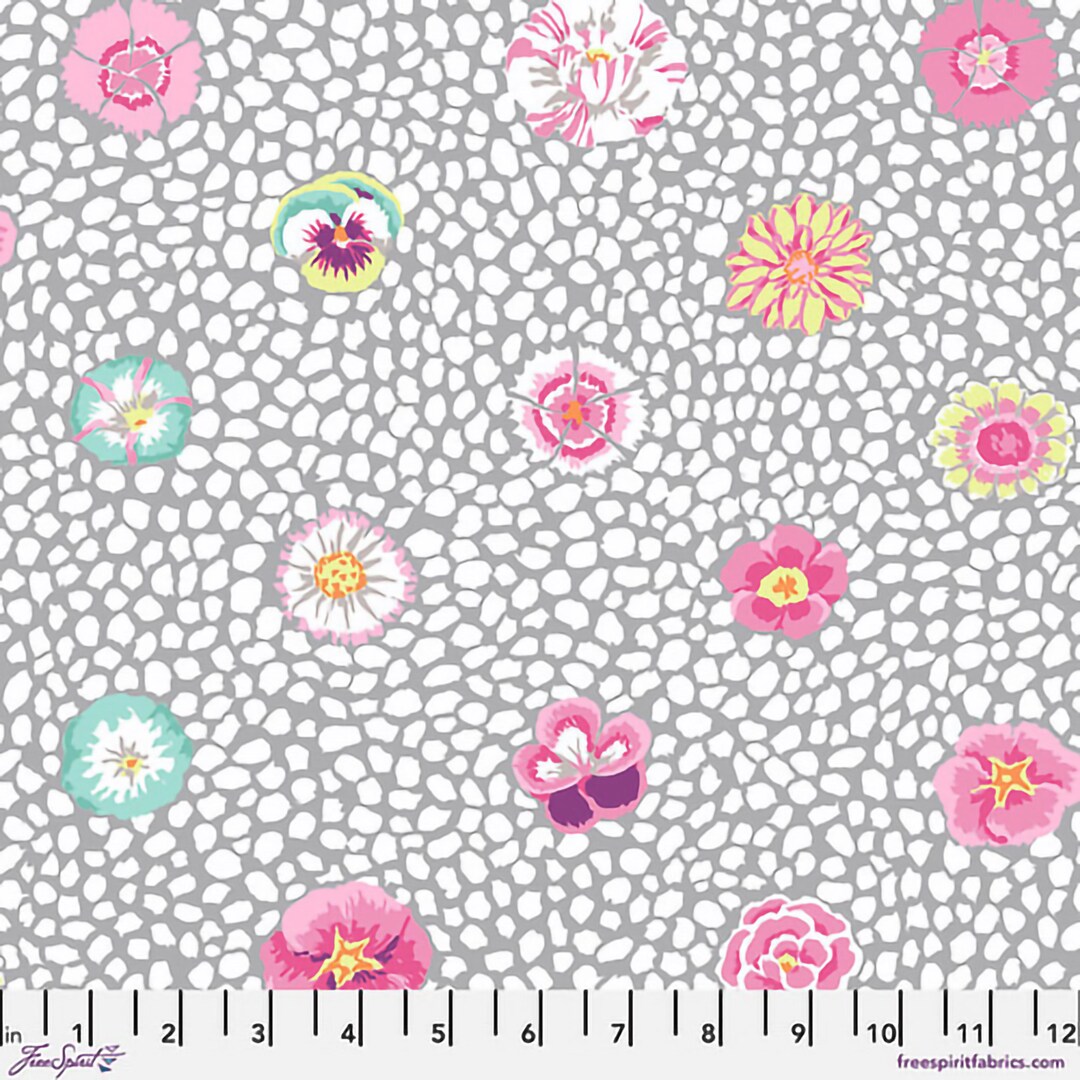 Kaffe Fassett Guinea Flower Grey HALF YARD GP059.GREY by Freespirit 100 ...