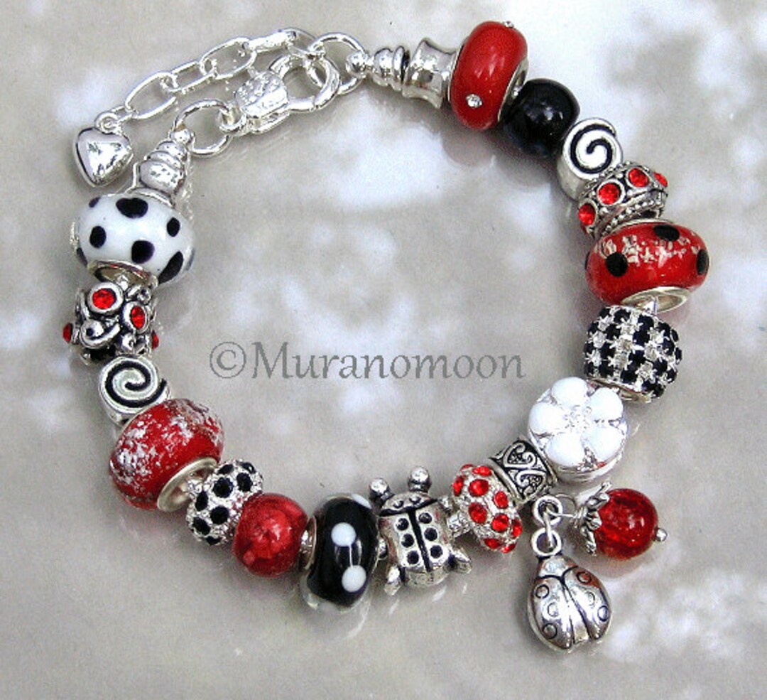 Ladybug Charm Bracelet Red White Black Glass Bead Ladybug Bracelet ...
