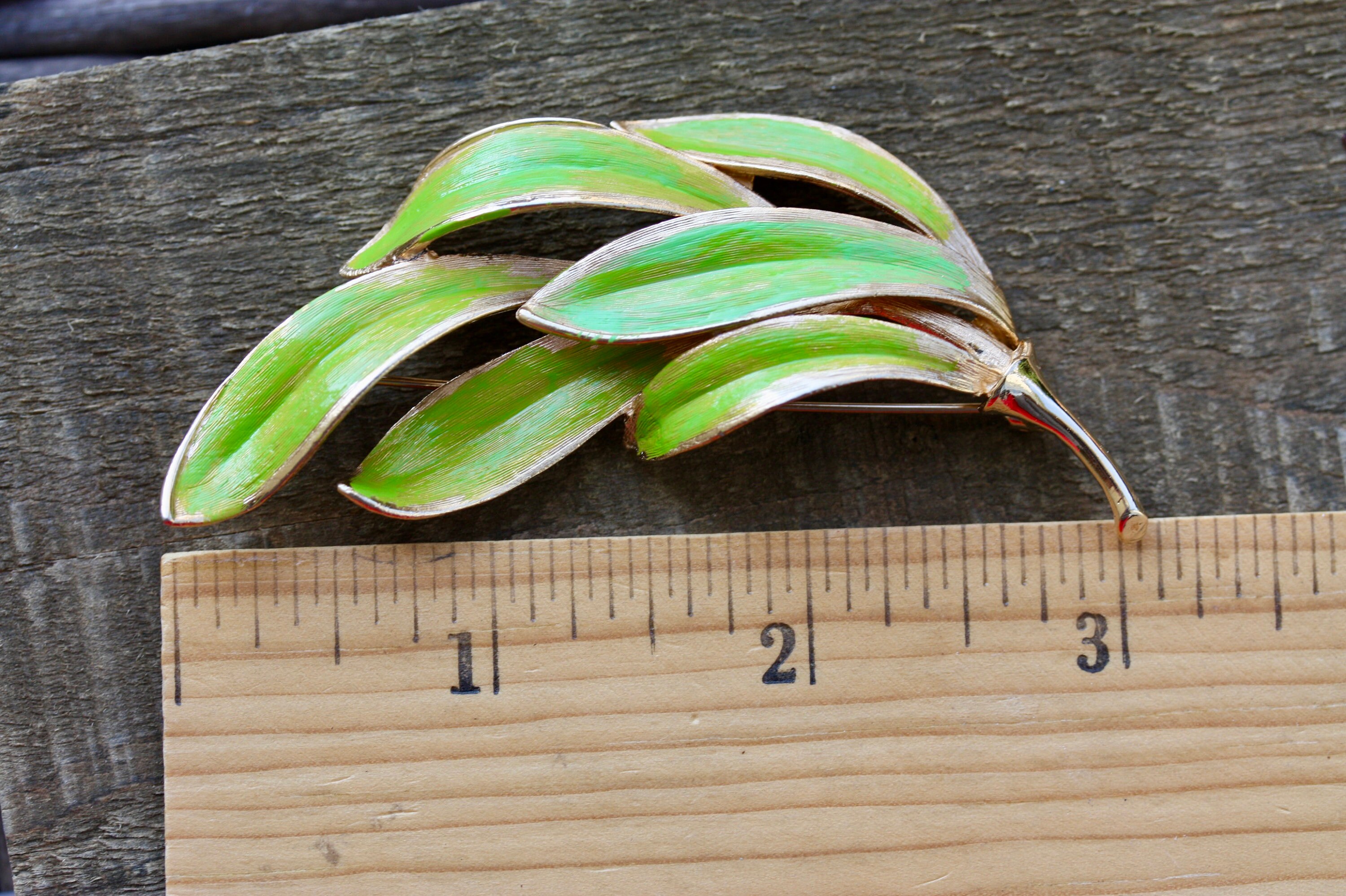 Revised, Modernized, Upcycled Vintage Hand Painted Green Leaves Pin - Etsy