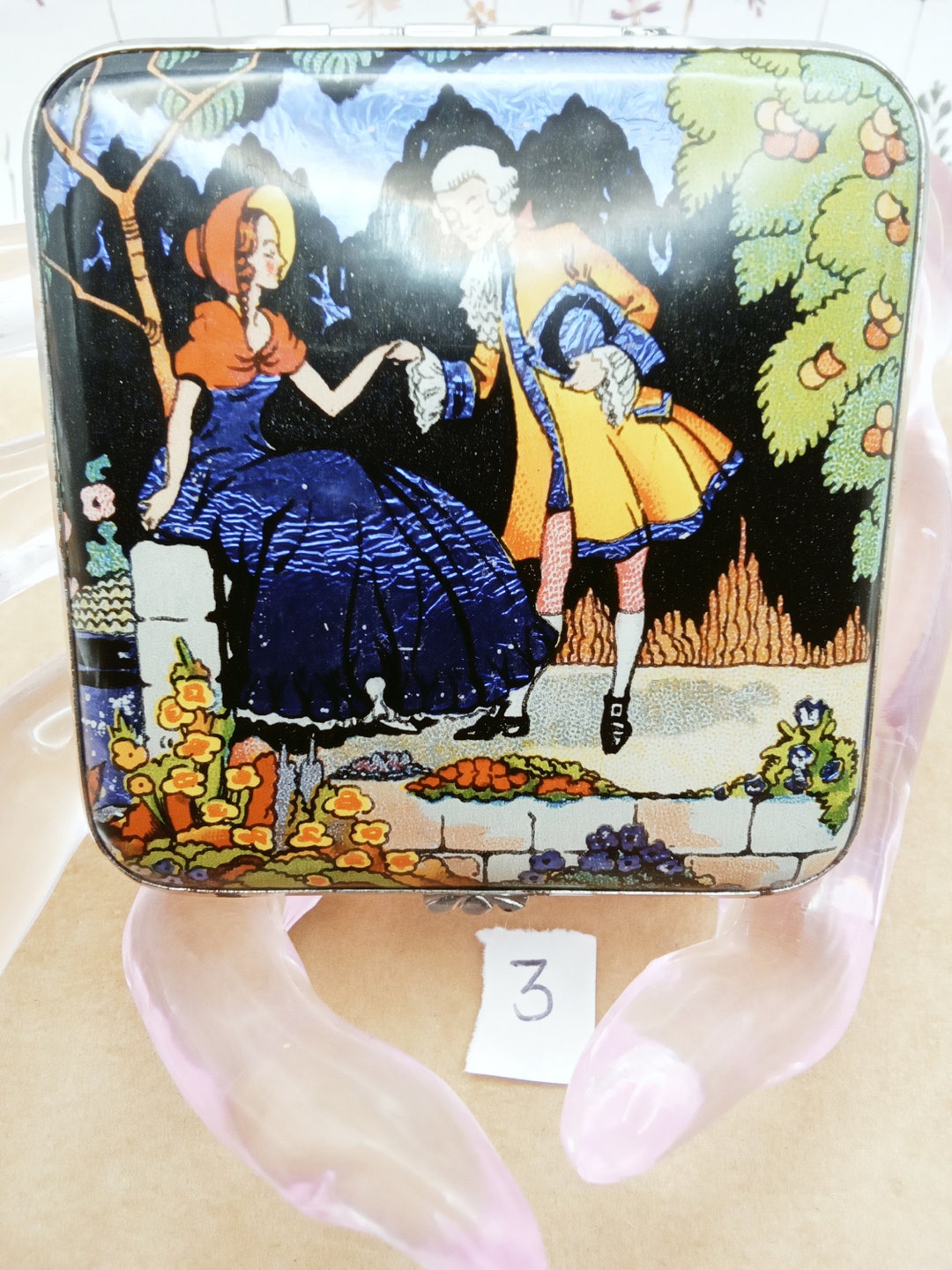 New Art Deco 1930s Gwenda Enamel Tap Flap Compact New Old Stock, Foiled ...