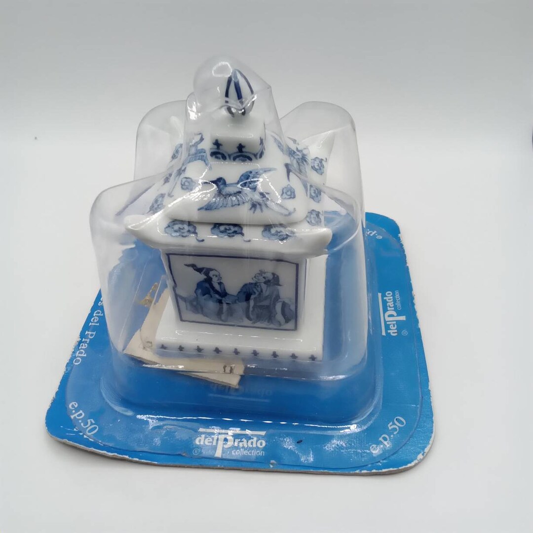 Vintage Del Prado Ep50 Porcelain New Old Stock Trinket Box Gold Gilt ...