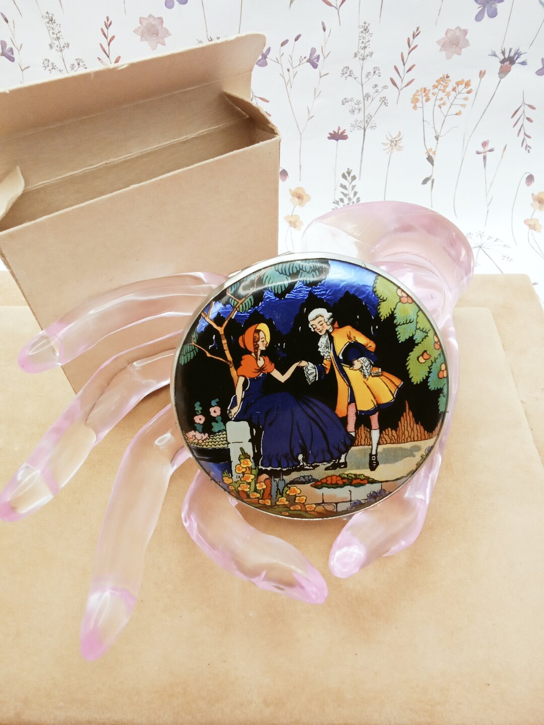 New Art Deco 1930s Gwenda Enamel Tap Flap Compact New Old Stock, Foiled ...