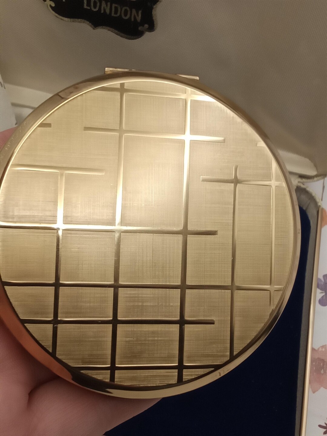 1960s Vintage Stratton Geometric Goldtone Powder Compact 8cm Unused ...