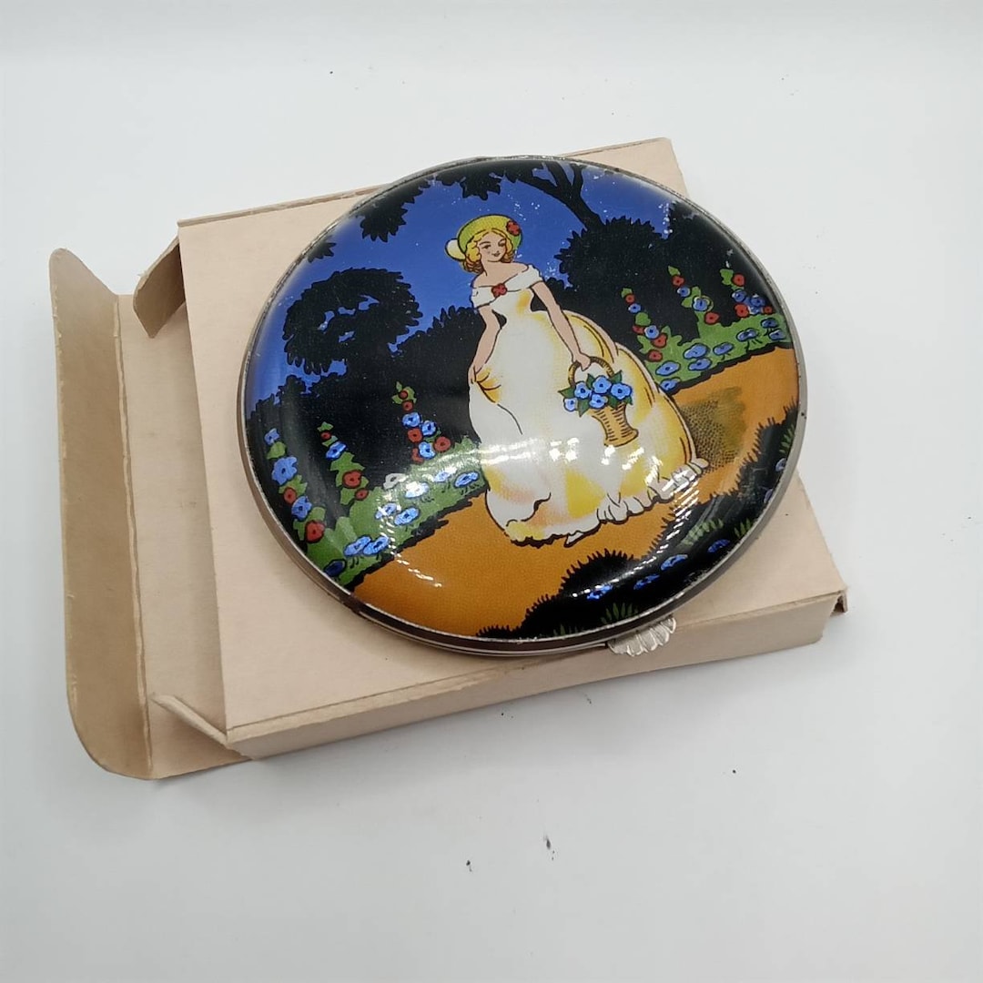 New Art Deco 1930s Gwenda Enamel Tap Flap Compact New Old Stock, Foiled ...