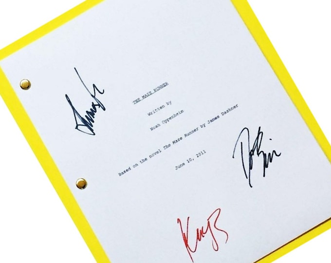 Maze Runner Movie Screenplay Script Autographed Dylan O'brien, Kaya ...