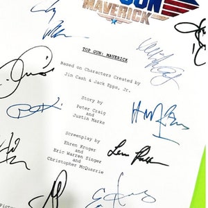 Top Gun Maverick Movie Script Signed Screenplay Autographed: Tom Cruise ...