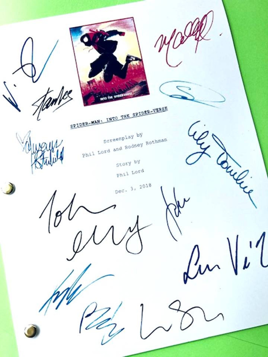 Spider-man Into Spider-verse Movie Script Spiderman Signed Stan Lee ...