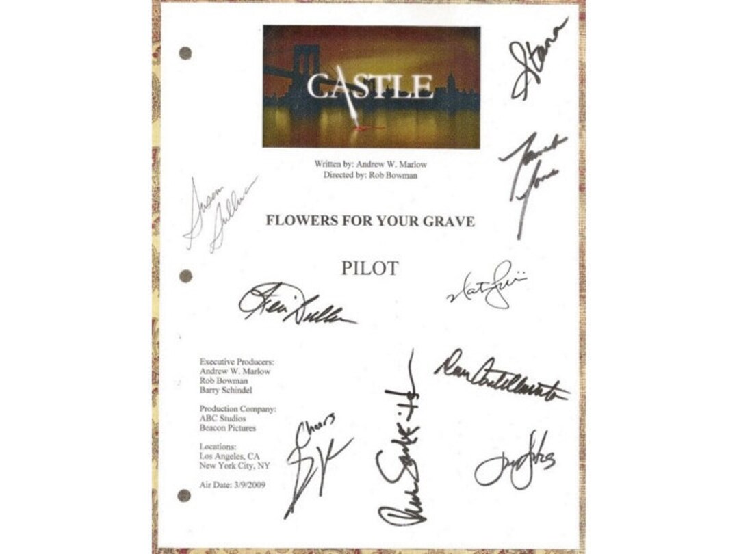 Castle Pilot Episode TV Script Screenplay Autograph: Stana Katic, Susan ...