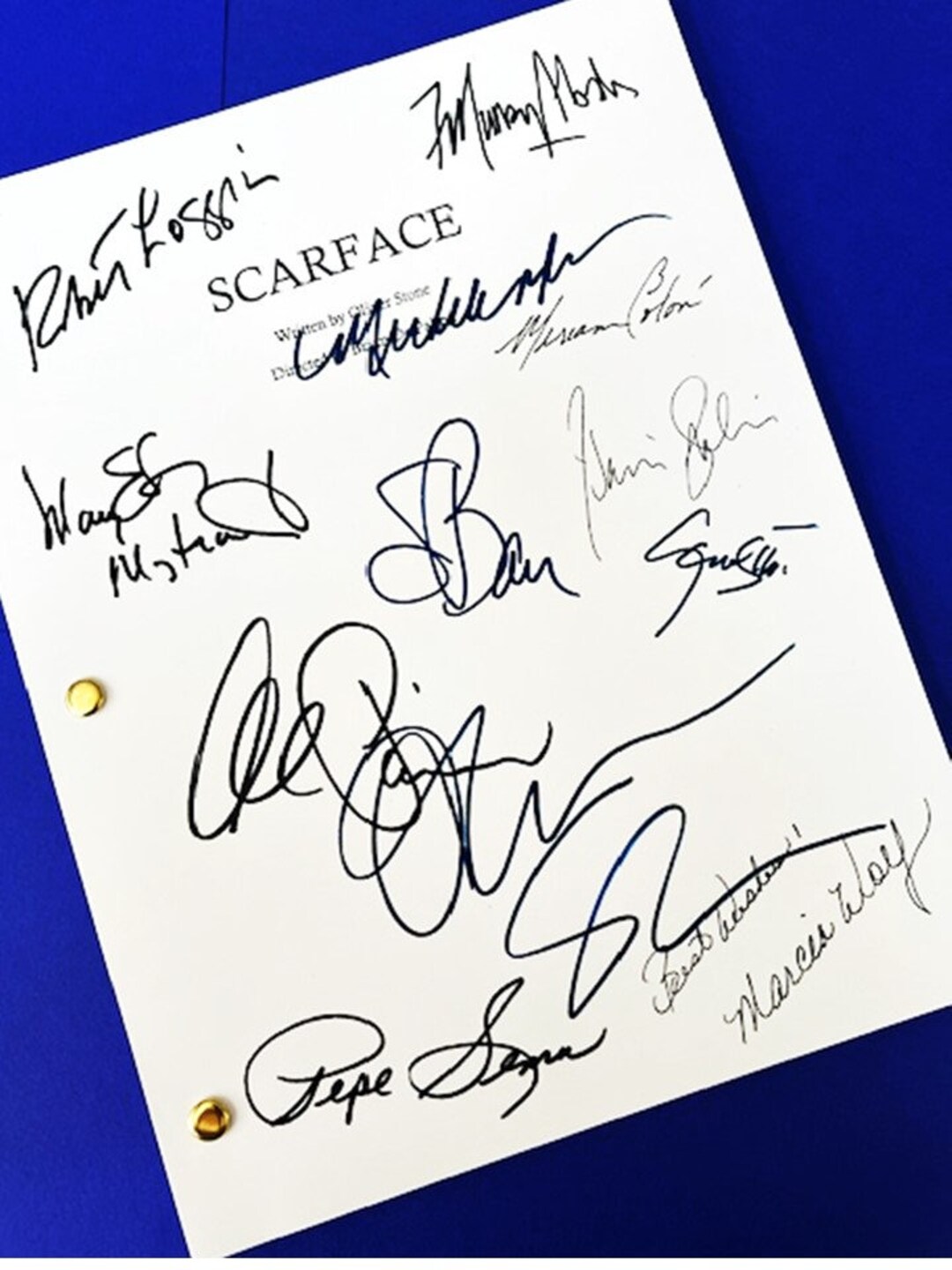 SCARFACE Script Signed Al Pacino, Michelle Pfeiffer, Robert Loggis ...