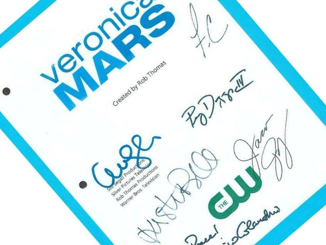 Veronica Mars Pilot Episode TV Script, Autographed: Kristin Bell ...