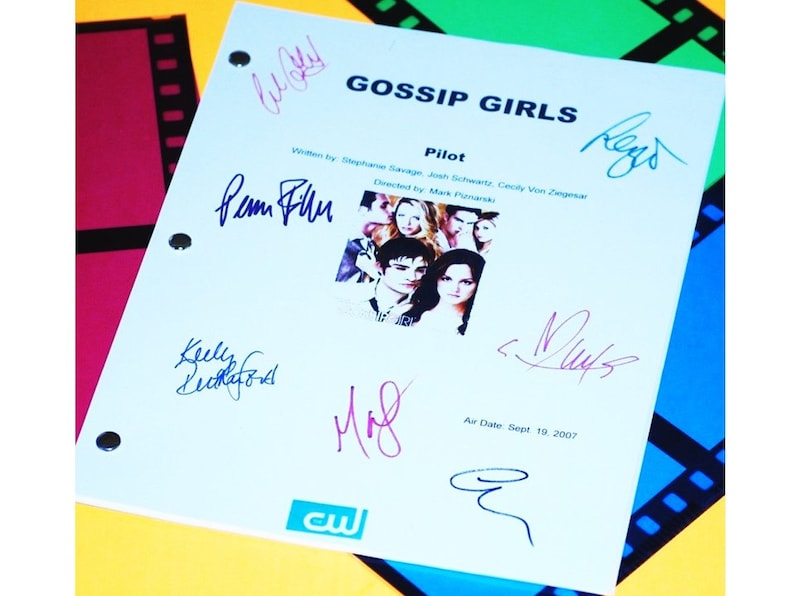 Gossip Girl TV Pilot Script Signed Reprint Blake Lively, Chace Crawford ...