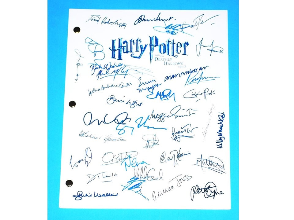 Harry Potter and the Deathly Hallows Part 2 Script Signed Movie Script ...