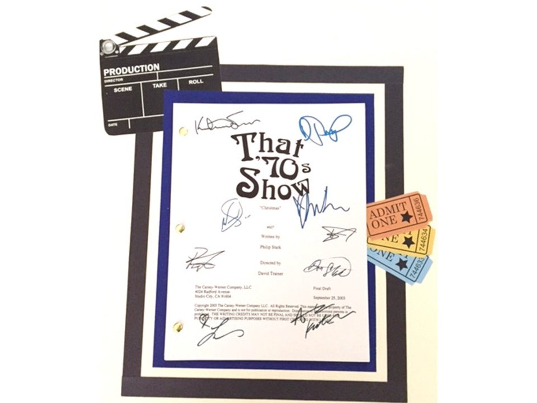 That 70’s Show “christmas” Signed Script Reprint Ashton Kutcher, Mila ...