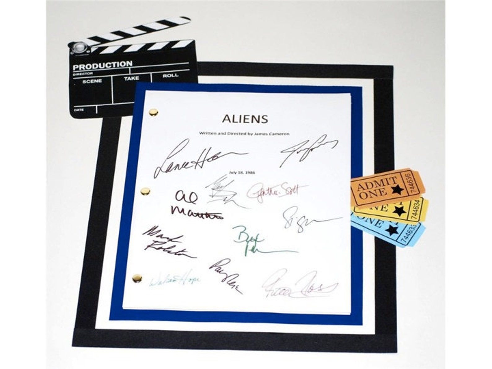 Aliens Movie Screenplay Script Autographed James Cameron, Sigourney ...