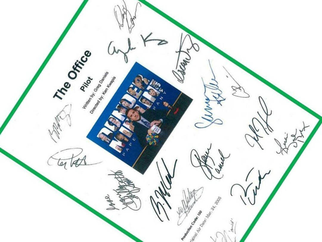 The Office Pilot TV Signed Script Screenplay Autographed: Steve Carell ...