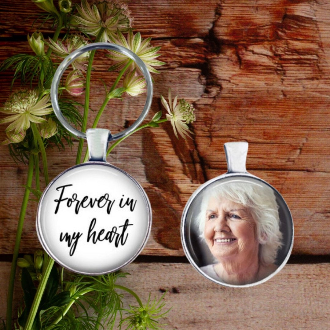 MEMORIAL KEYCHAIN - Forever in My Heart - Your LOVED One's Photo on One ...