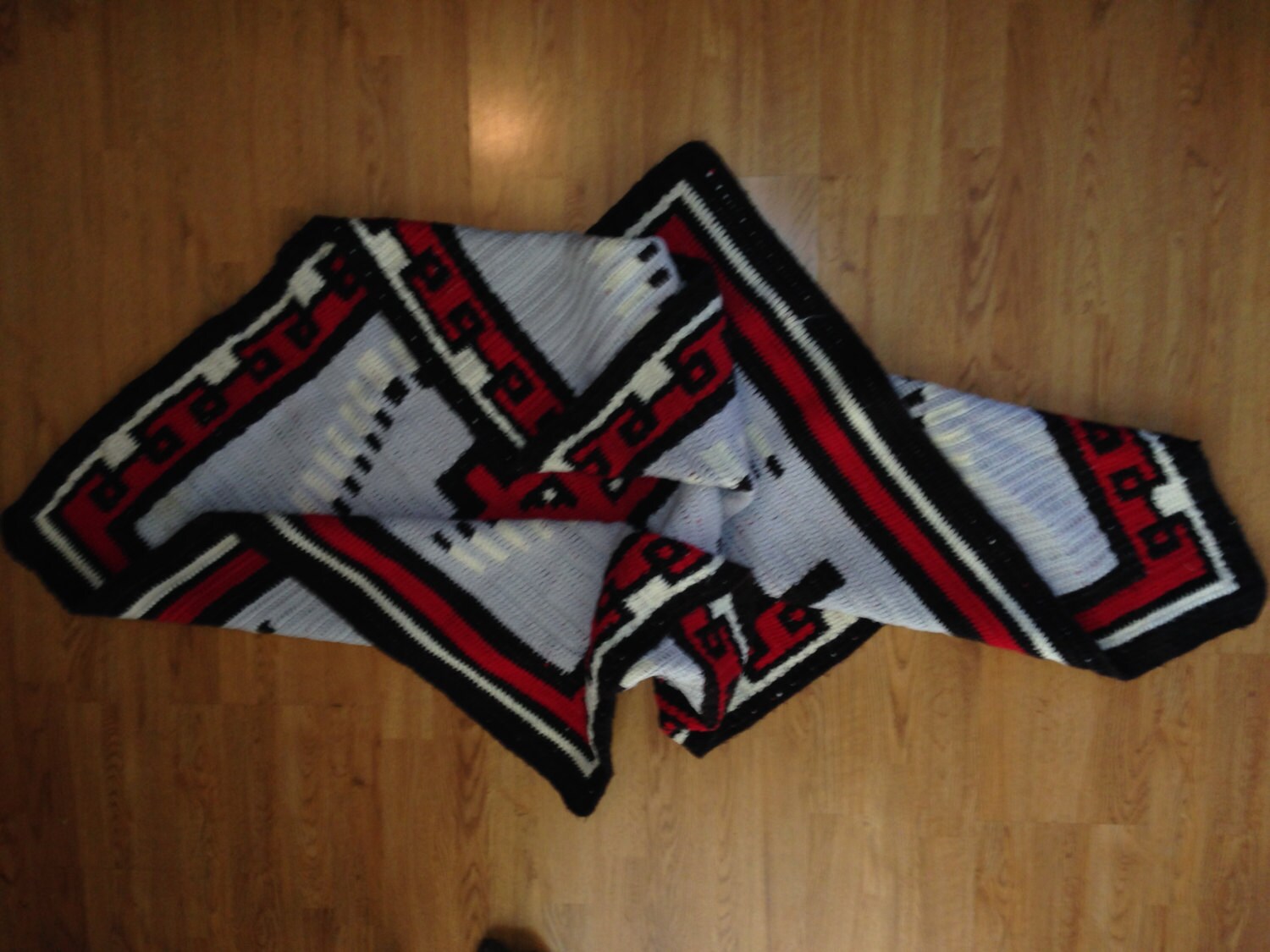 Ganado Red Feathered Crochet Pattern - Etsy