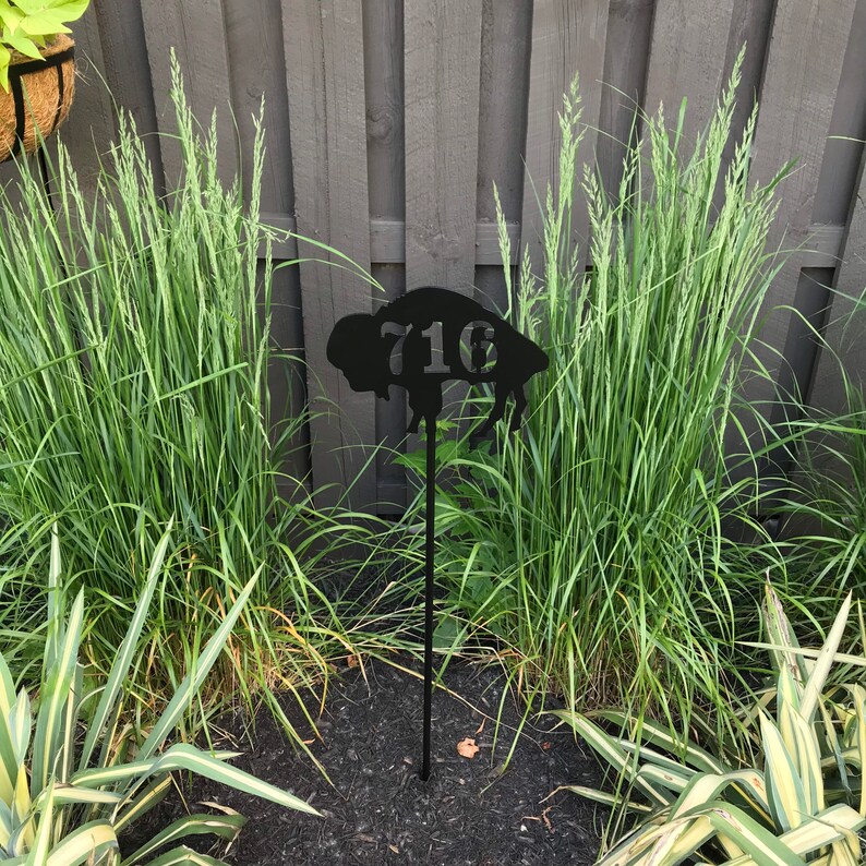 Steel Buffalo Yard Art / Garden Stake / Garden Decoration / | Etsy