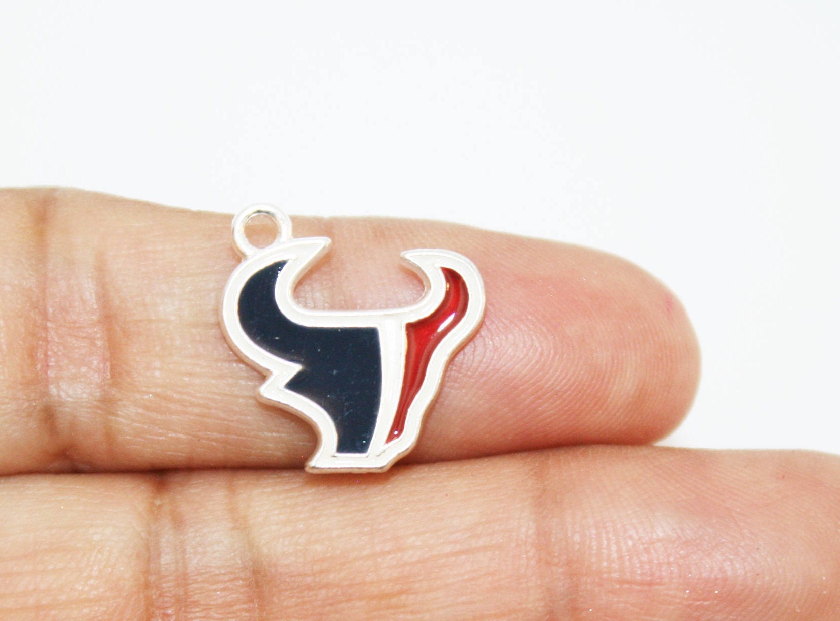 Football Charms, Team Charms, Bracelet Charms, Bull Charms - 14x16mm ...