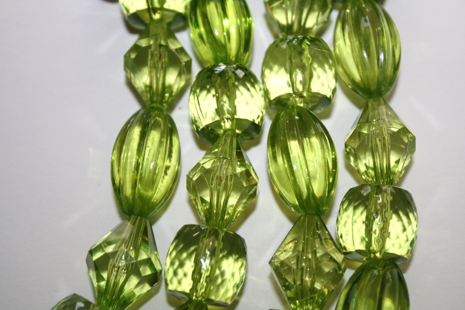 Lime Green Color Beads Acrylic 16ct 135 - Etsy