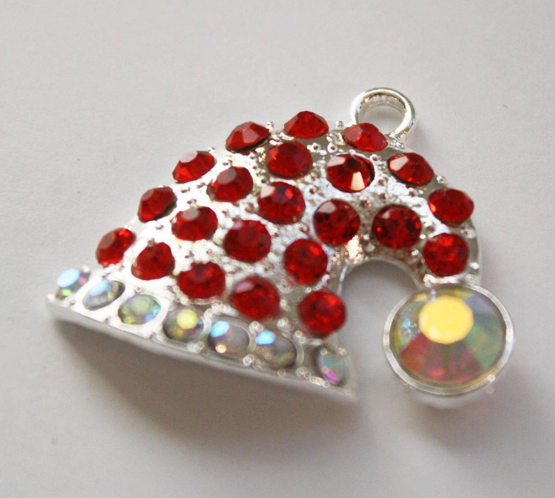 Christmas Santa Hat Charms Pendants, Red Hats, Rhinestone Santa Hats ...