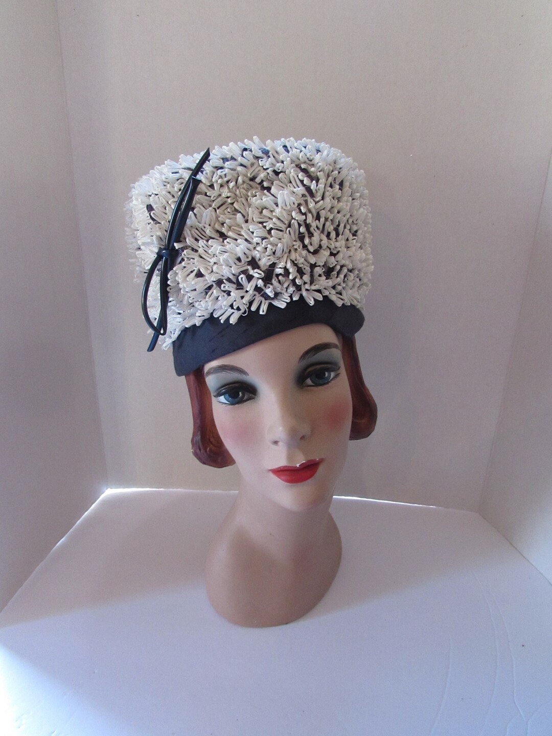 Vintage Hat 1960 Era Bubble Style Hat High Crown White Raffia Loops ...