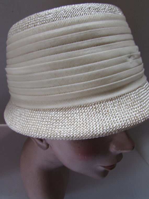 Vintage Hat Bucket Hat 1970 Style Cream Tone Milliner… - Gem