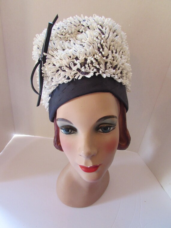 Vintage Hat 1960 Era Bubble Style Hat High Crown Whit… - Gem