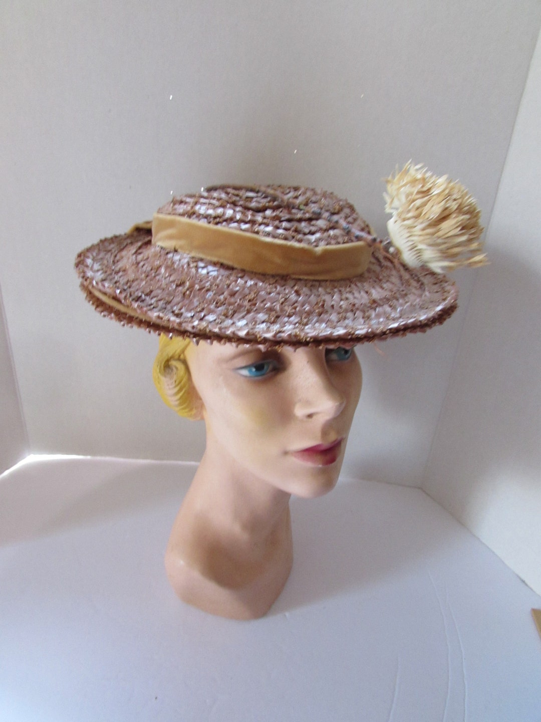Vintage Hat Cocoa Tone Straw Raffia Blossom Caramel Velvet Band Wide ...