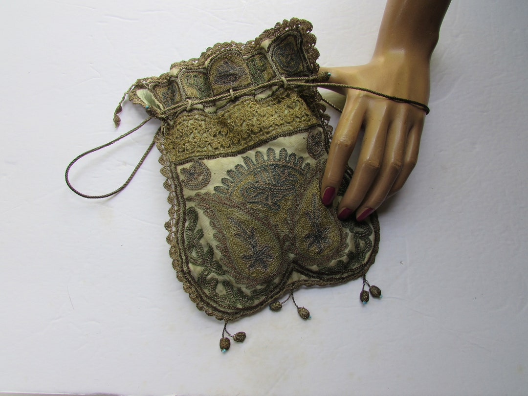 SALE Antique Purse Victorian Era Metallic Thread Drawstring Purse ...