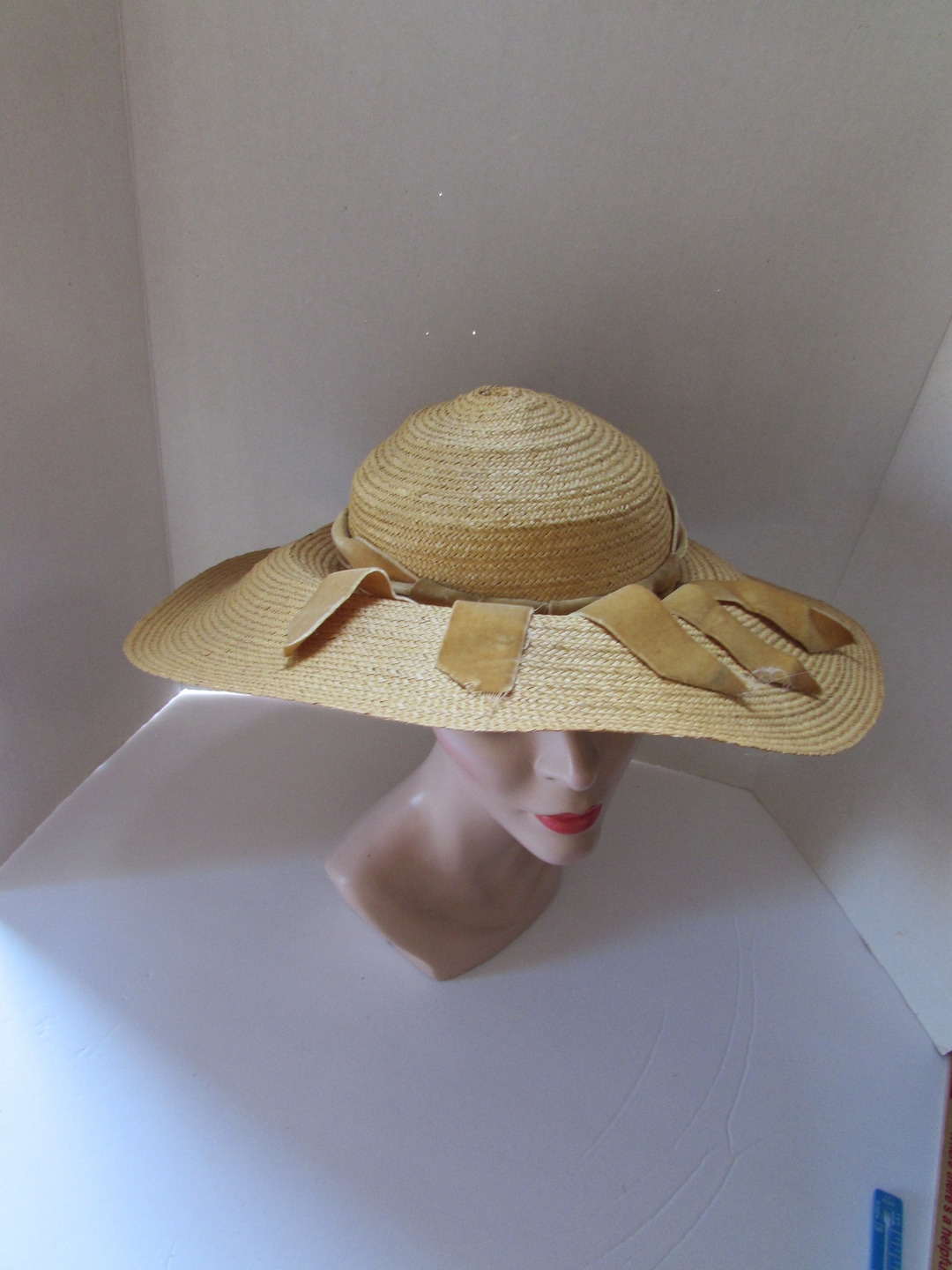 Vintage Hat Mid Century Style Portrait Hat Poppy Hats Maize Tone Gold ...