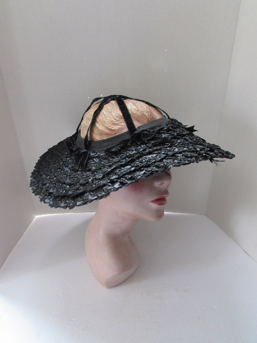 Vintage Hat Mid Century Design Black Hat Millinery Cellophane Open ...