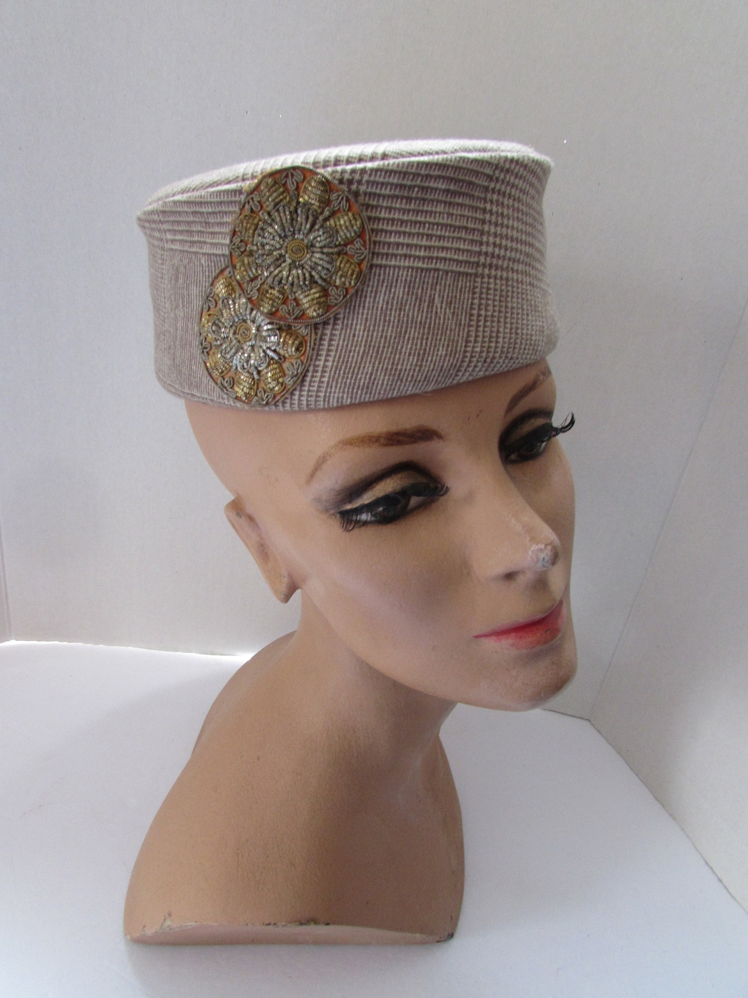 Vintage Hat Pill Box Style Bell Hop Shape Tailored Look Muted Brown ...