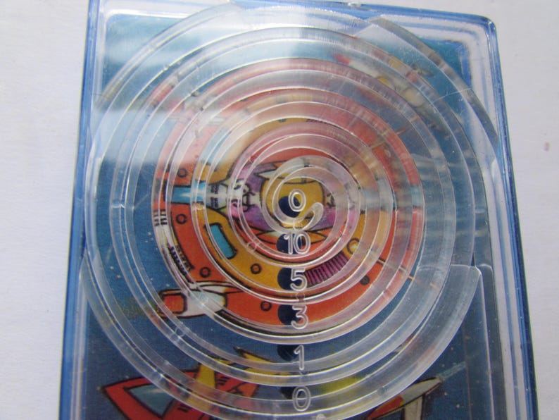 1976 Issue Spiral Score Mini Mat Hand Held Plastic Pinball Game Blue ...